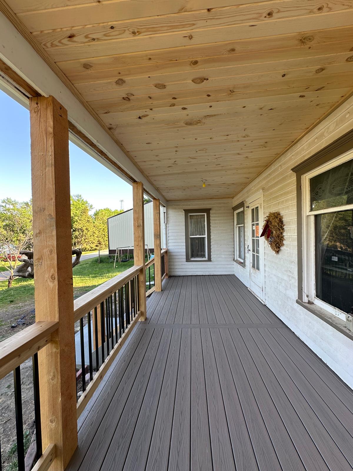 Cross Country Decking | Custom Deck Builder in Omaha, NE